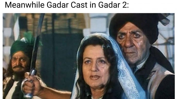 Shahrukh Khan Beating Drum/Staring Couple In Holi - Meme Template