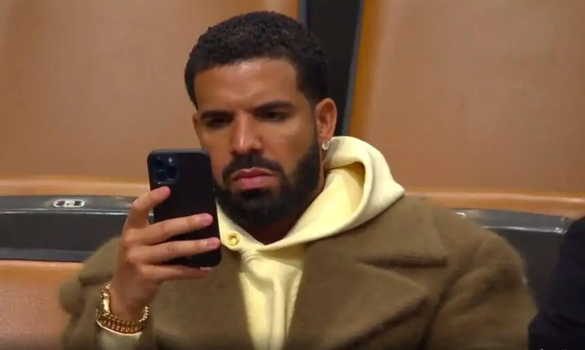 Top 10 Drake Meme Templates Of All-Time - HumorNama